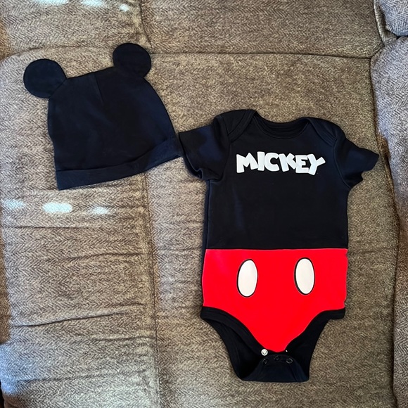 Disney | Matching Sets | 2 Piece Mickey Mouse Onesie Hat Set | Poshmark